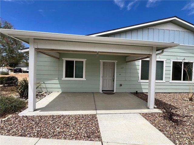 122 Veteran Pl, Palmdale, CA 93550