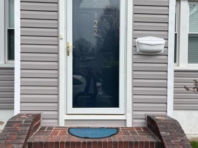 122 Vreeland Ave, 1 bed, 1 full bath