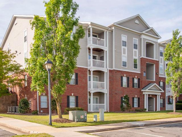 122 yellowstone dr 208