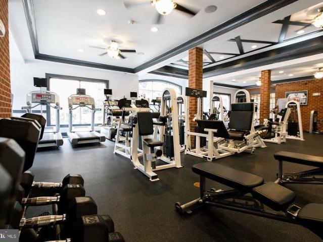 122 Yellowstone Drive # 206