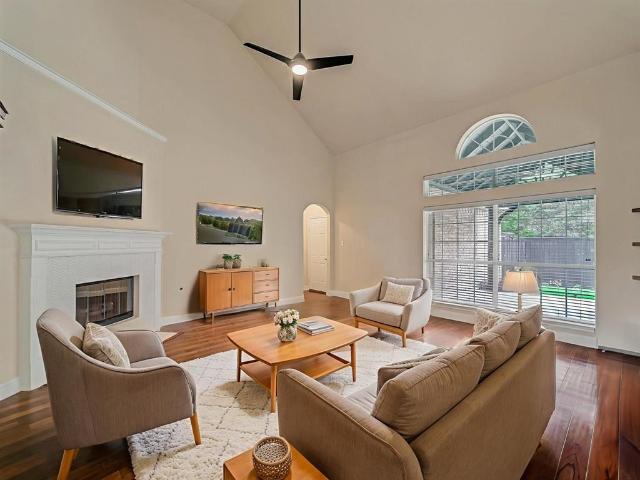 12342 Salem Drive