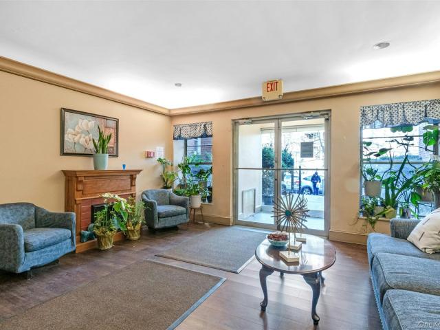 1234 Midland Ave 5F