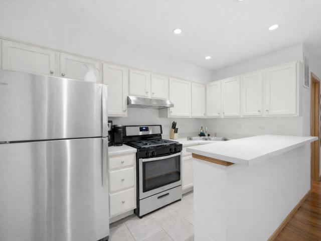 1234 N Lawndale Ave, Chicago, IL 60651 | Compass