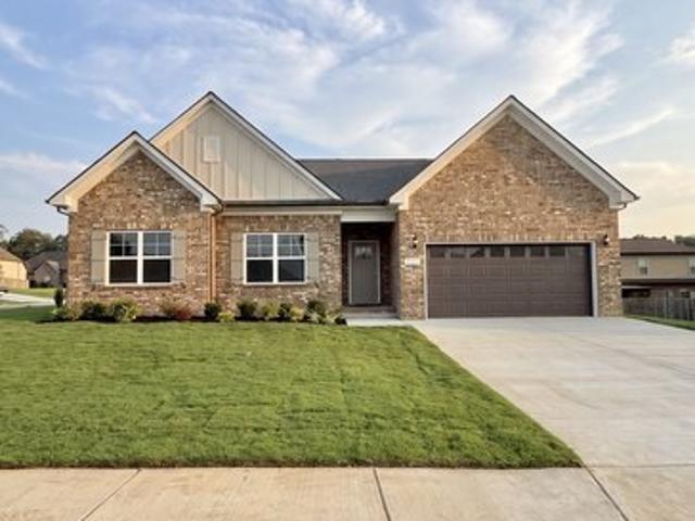 1234 Amber Hills Dr, Ashland City, TN 37015