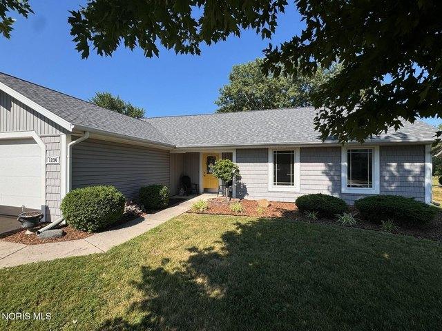 1234 Bellaire St, Bryan, OH 43506