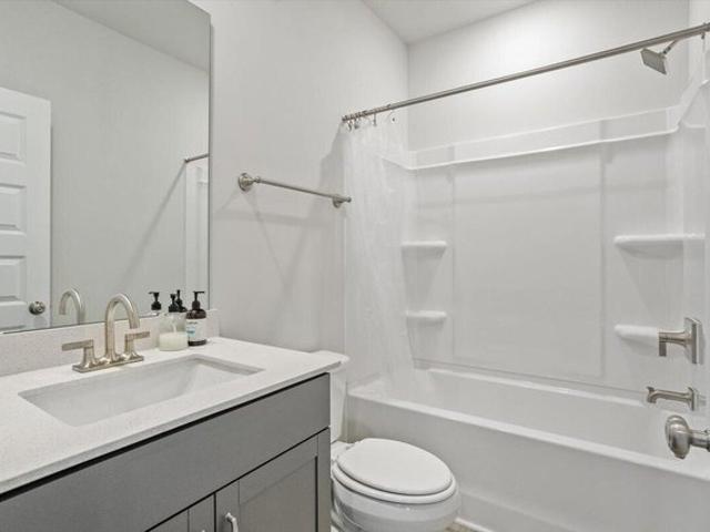 1234 Coach Station Aly, Raleigh, NC 27601