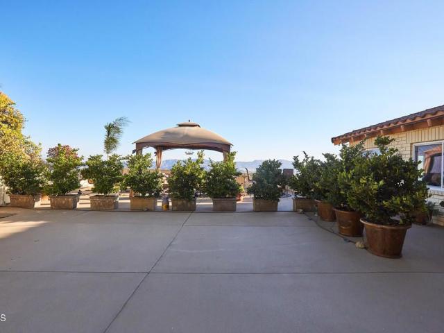 1234 E Tujunga Avenue, Burbank, US, CA