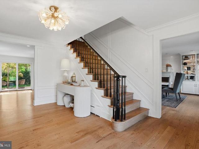 1234 Forest Hill Drive