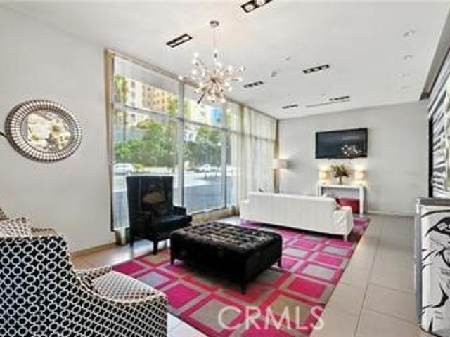 1234 Wilshire 425