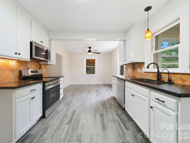 1234 11th Street NW