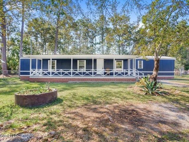12351 Salisbury Rd, Gulfport, MS 39503
