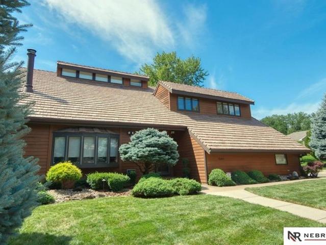 12357 Seward St, Omaha, NE 68154