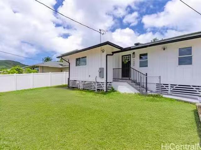 1235 MANULANI ST, KAILUA, HI 96734 Single Family Residence For.