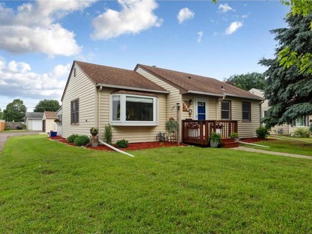 1235 Marsh St, Mankato, MN 56001