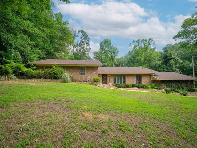 1235 N Charleys Loop Rd, Camden, AR 71701