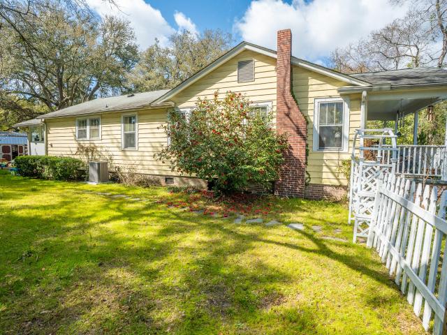 1235 Ashley Hall Road