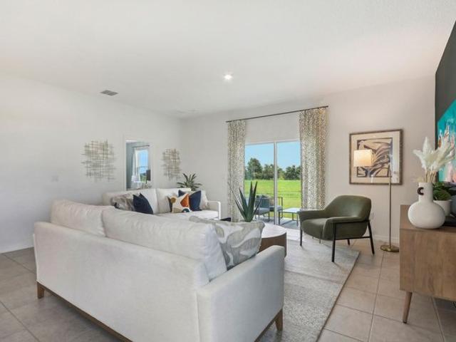 1235 Blue Daze Ln, Eustis, FL 32726