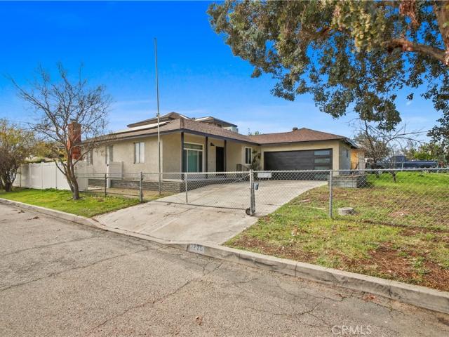 1235 E 35th