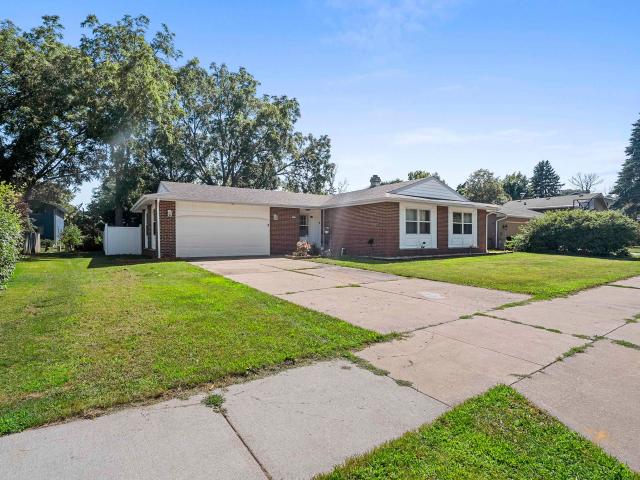 1235 e murdock avenue