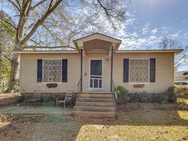 1235 Henry Rd, Dubach, LA 71235