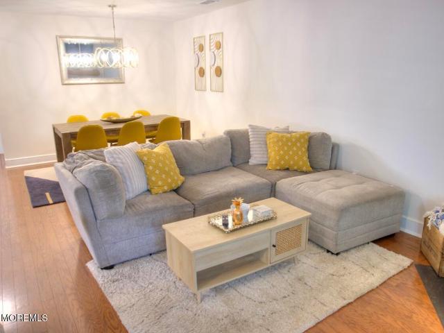 1235 Holmes Court