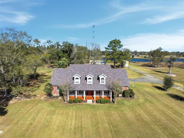 1235 Staci Ln, Sulphur, LA 70665 | MLS #SWL26000 | Compass