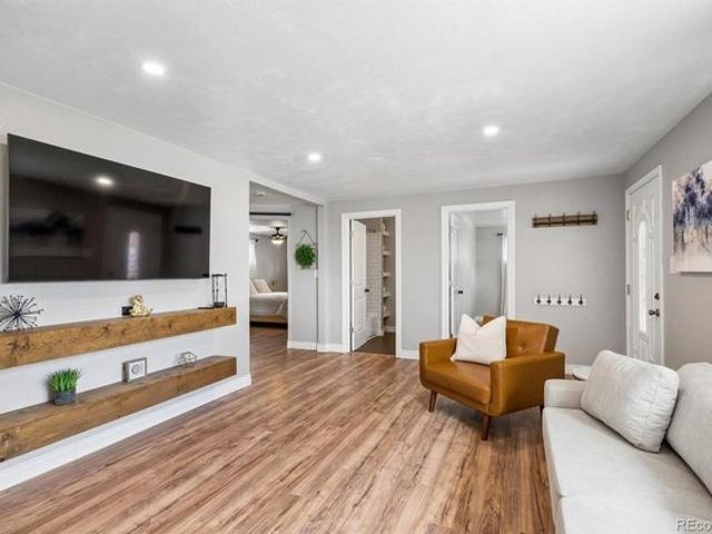 1235 S Chase St, Lakewood, CO 80232