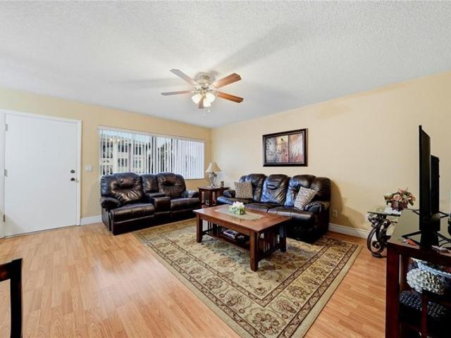1235 S Highland Ave Unit 3 203, Clearwater, FL 33756