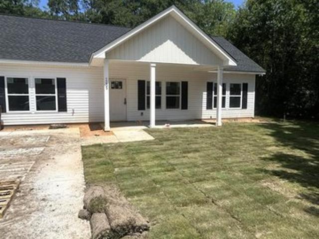 1235 Sawyer St, Orangeburg, SC 29115