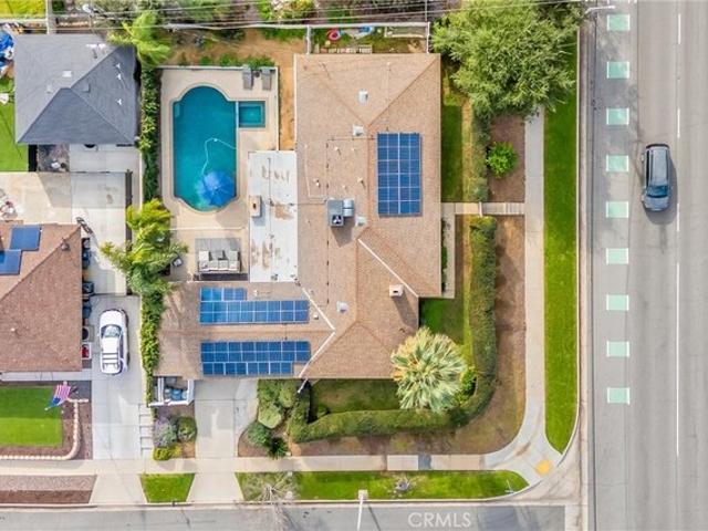 1235 W Cypress Ave, Redlands, CA 92373