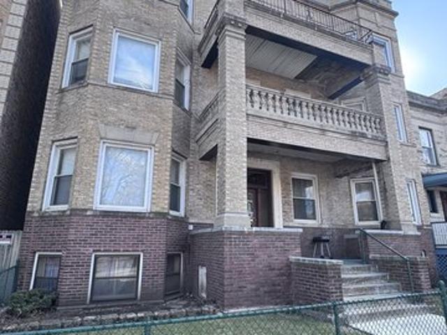 1235 W Foster Ave, Chicago, IL 60640