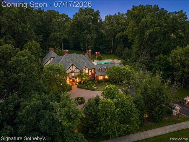 1235 Westview Rd, Bloomfield Hills, MI 48304