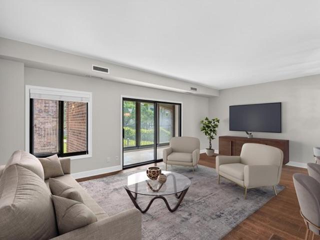 1235 Yale Pl Apt 101, Minneapolis, MN 55403