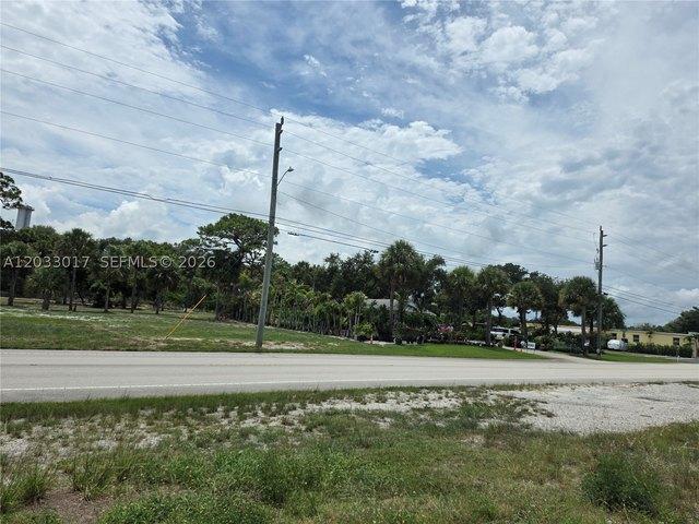 12360 SE Dixie Hwy, Hobe Sound, FL 33455
