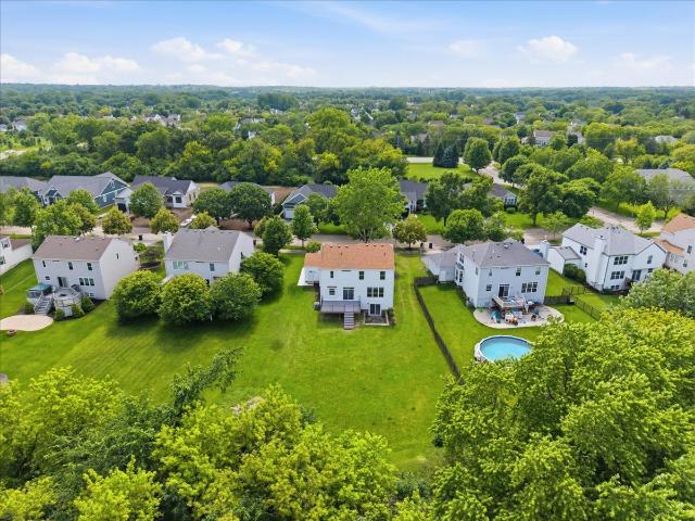 1236 Noble Drive