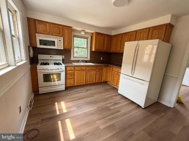 1236 Oak Lane