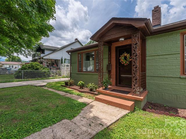 1236 Brown Avenue