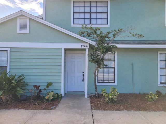 1236 Dovehill Dr, Unit 1244, Apopka, FL 32703 | MLS #O6374 | Compass