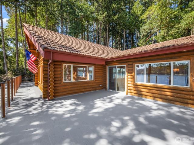 1236 E Island View Rd, Grapeview, WA 98546 | MLS #2382