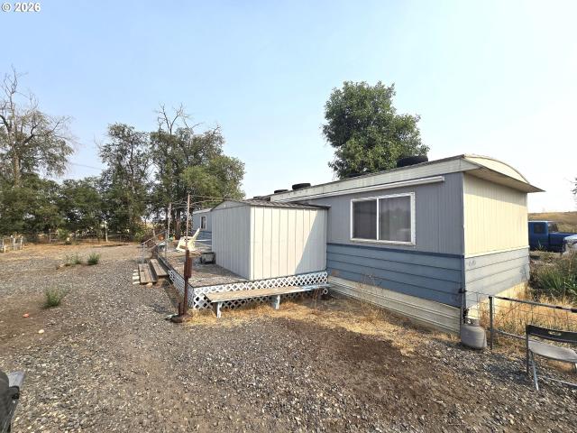 1236 E Punkin Center RD