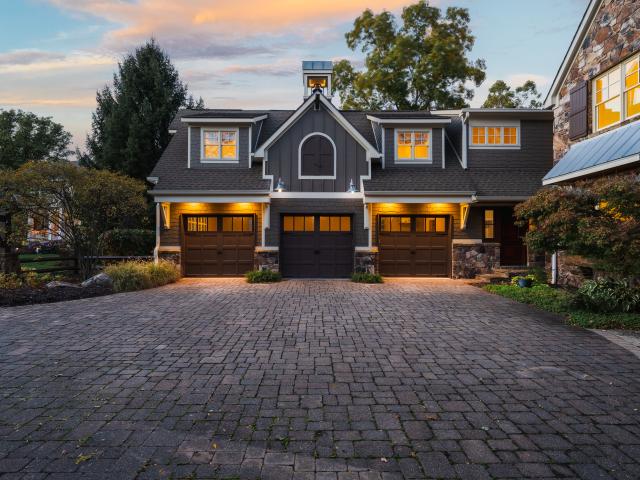 1236 Emerald Viking Ct, Westfield, IN 46074 | MLS #22070 | Compass