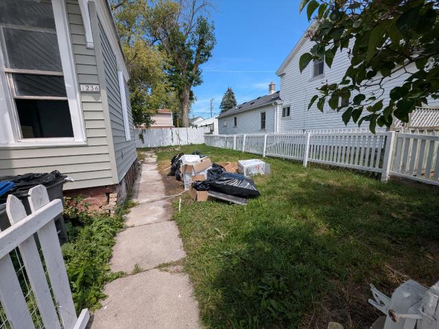 1236 St Clair Ave