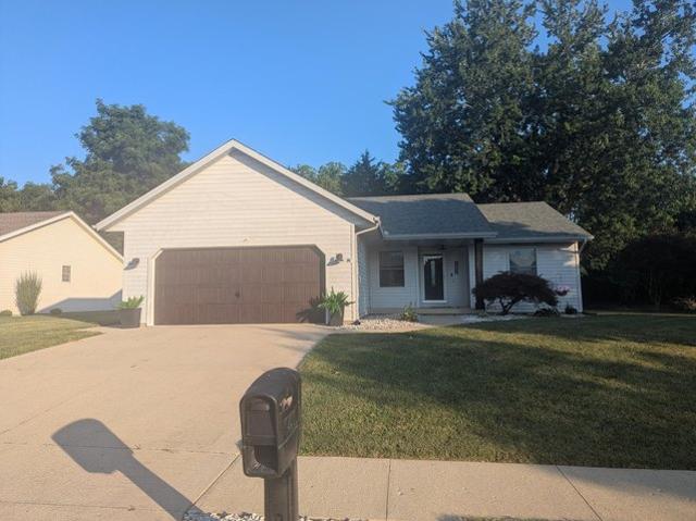 1236 Turner Dr, Sidney, OH 45365