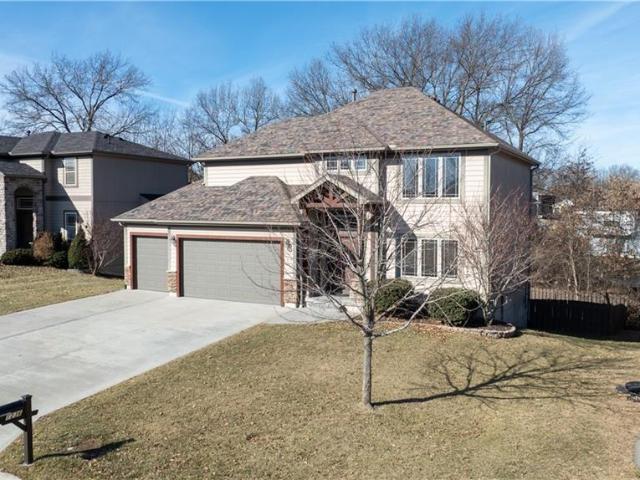 1236 Vivian Drive