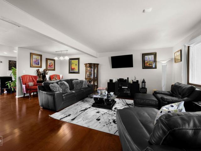 1236 Willow Lane