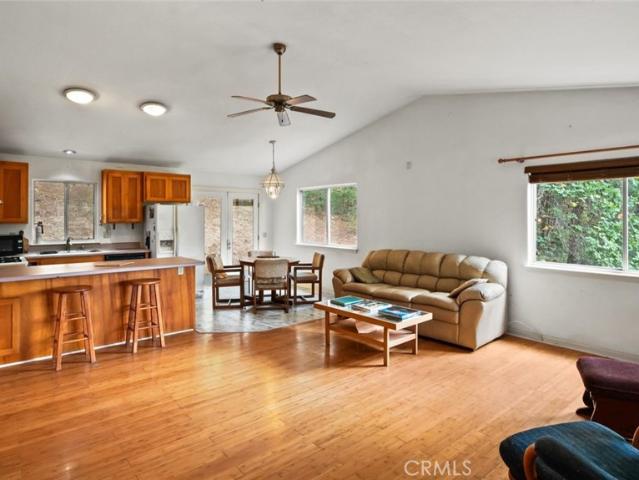 12378 Black Oak Drive