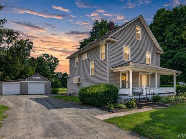 12378 Ridge Rd, Medina, NY 14103