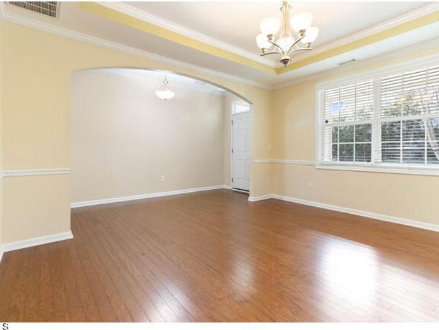 1237 Mantra Court