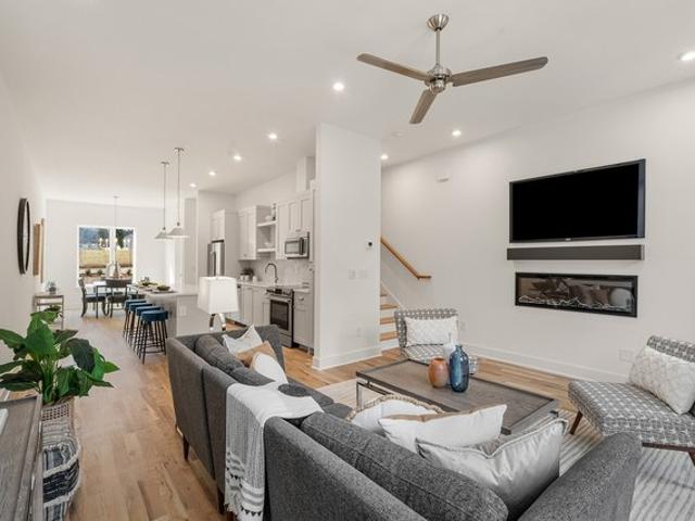 1237 Memorial Dr SE Unit 405, Atlanta, GA 30316