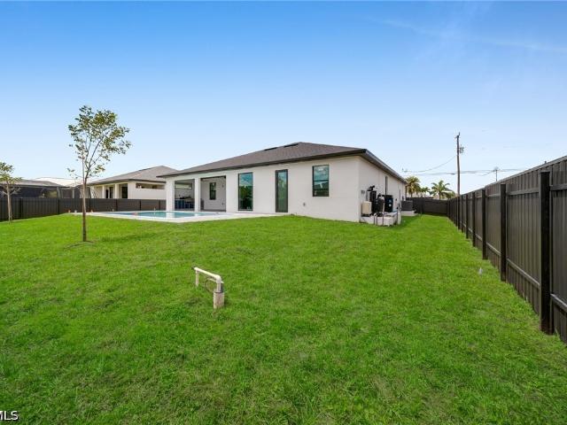 1237 NW 37th Ave, Cape Coral, FL 33993 | MLS #2026016